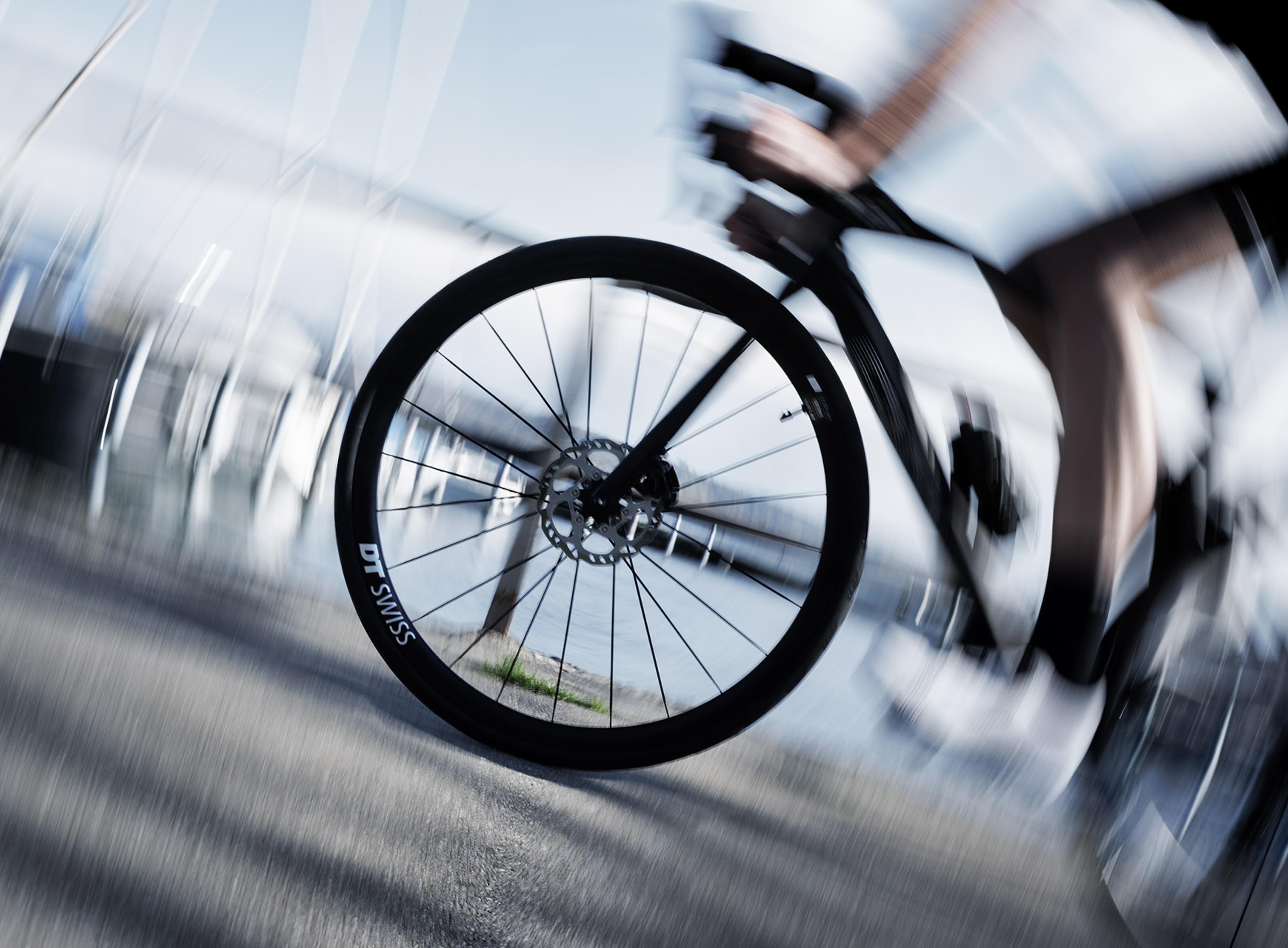 E 1800 SPLINE - Robust Endurance Road Wheels | DT Swiss