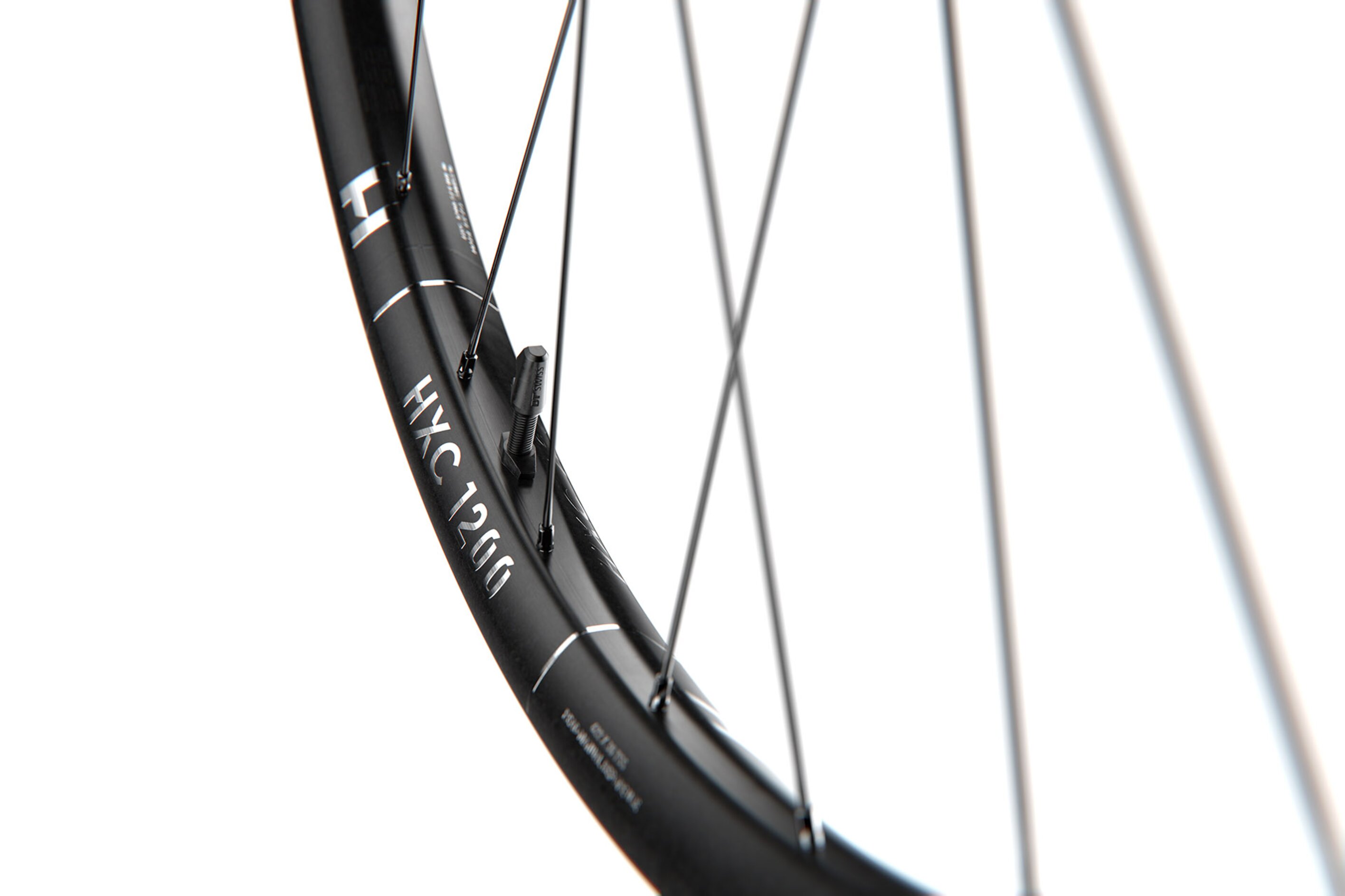 HXC 1200 SPLINE - Resistant and energy-saving eMTB carbon wheelset ...