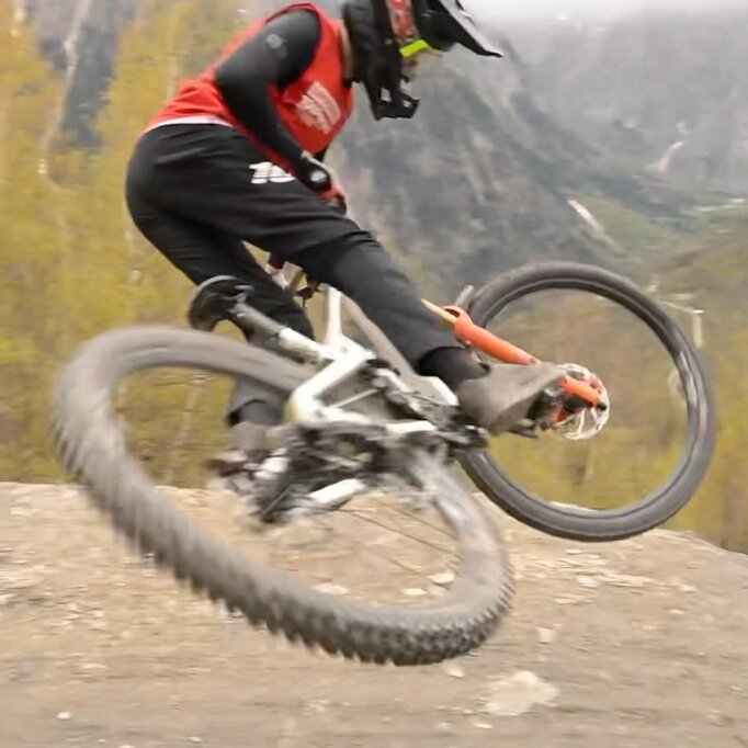 Made to withstand a lot, and not just in case of casing. | DT Swiss