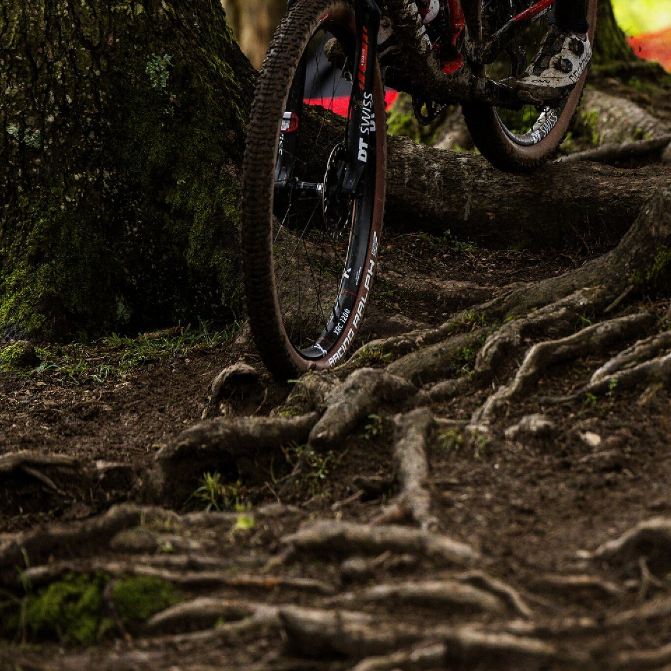 XRC 1200 SPLINE - The ultimate light carbon Cross Country wheelset ...